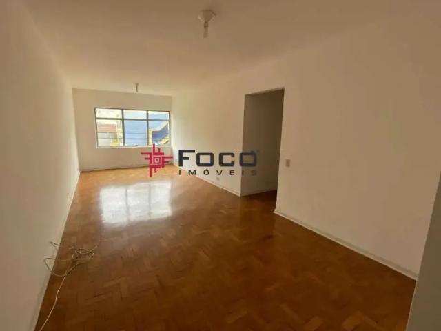 Apartamento para Locação em São José dos Campos/SP Jardim São Dimas 3 Quartos