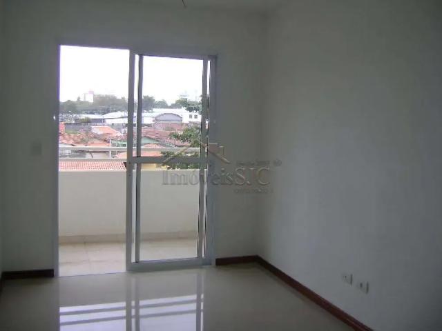 Apartamento para Locação em São José dos Campos/SP Parque Industrial 2 Quartos