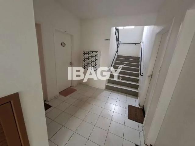 Apartamento para Locação em São José/SC Areias 2 Quartos