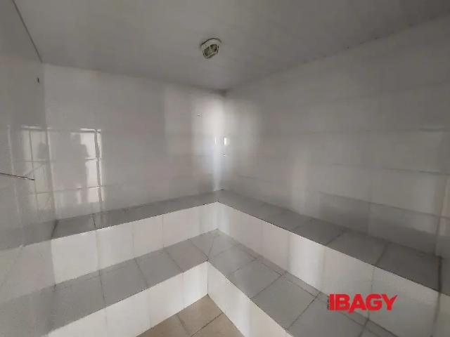 Apartamento para Locação em São José/SC Barreiros 2 Quartos
