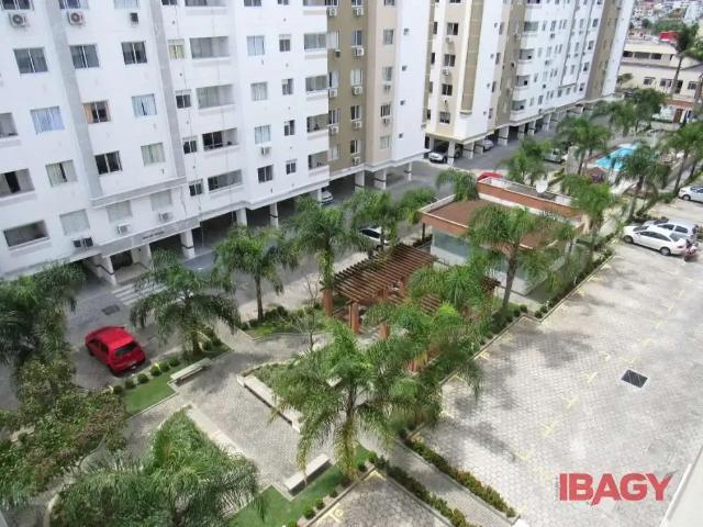 Apartamento para Locação em São José/SC Fazenda Santo Antônio 2 Quartos