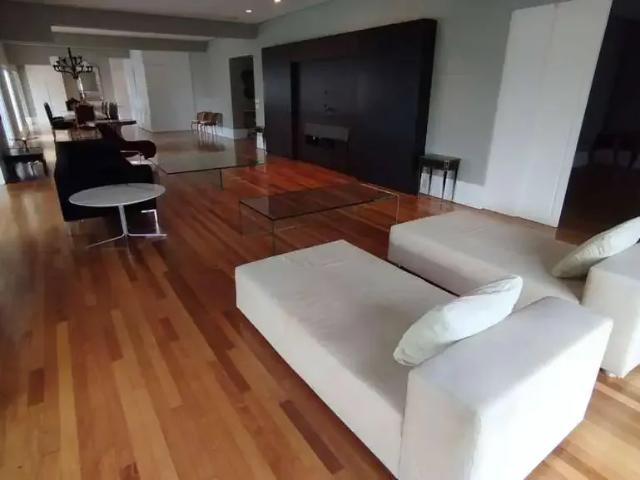 Apartamento para Locação em São Paulo/SP Vila Nova Conceição 5 Quartos