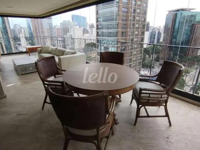 Apartamento para Locação em São Paulo/SP Vila Nova Conceição 5 Quartos