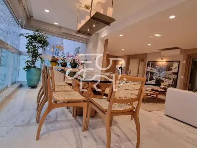Apartamento para Locação em São Paulo/SP Vila Olímpia 4 Quartos