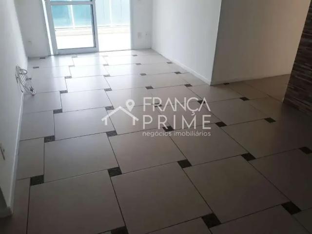 Apartamento para Locação em São Paulo/SP Vila Anastácio 3 Quartos