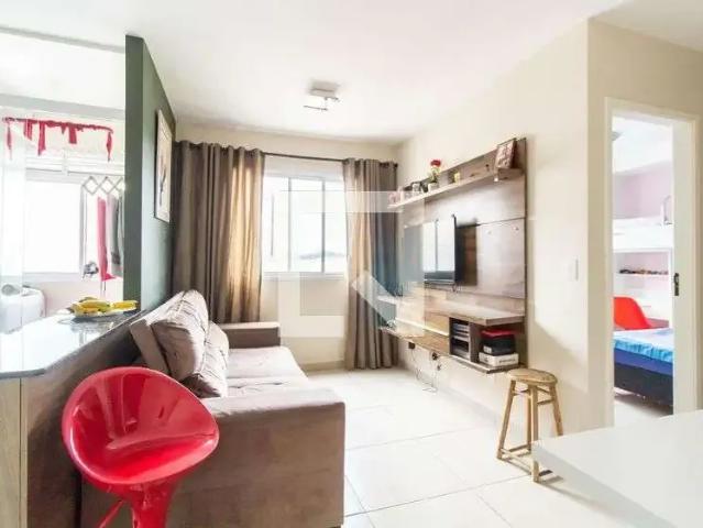 Apartamento para Locação em São Paulo/SP Vila Carmosina 2 Quartos