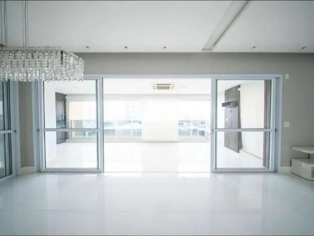 Apartamento para Locação em São Paulo/SP Vila Gomes Cardim 4 Quartos
