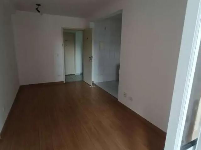 Apartamento para Locação em São Paulo/SP Vila Gomes 2 Quartos