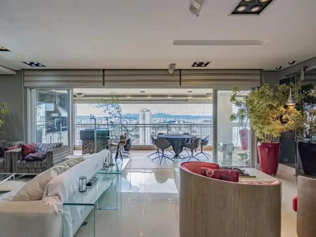 Apartamento para Locação em São Paulo/SP Vila Romana 4 Quartos