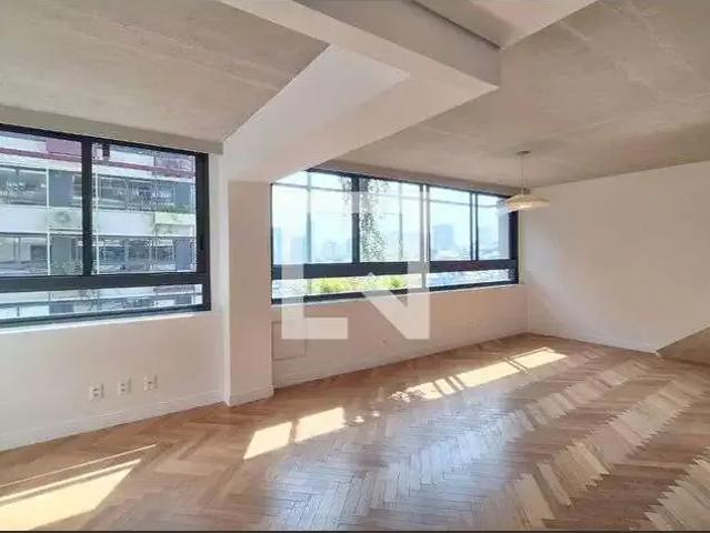 Apartamento para Locação em São Paulo/SP Vila Romana 2 Quartos