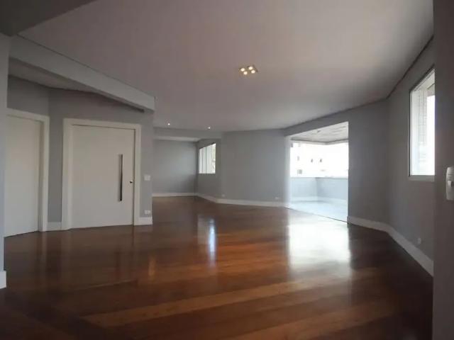Apartamento para Locação em São Paulo/SP Vila Uberabinha 3 Quartos