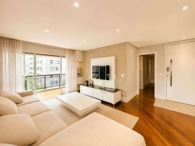Apartamento para Locação em São Paulo/SP Vila Uberabinha 4 Quartos