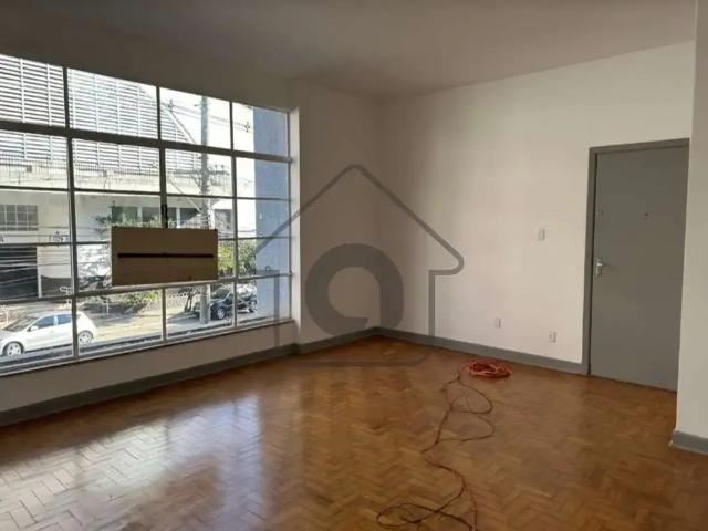 Apartamento para Locação em São Paulo/SP Aclimação 3 Quartos
