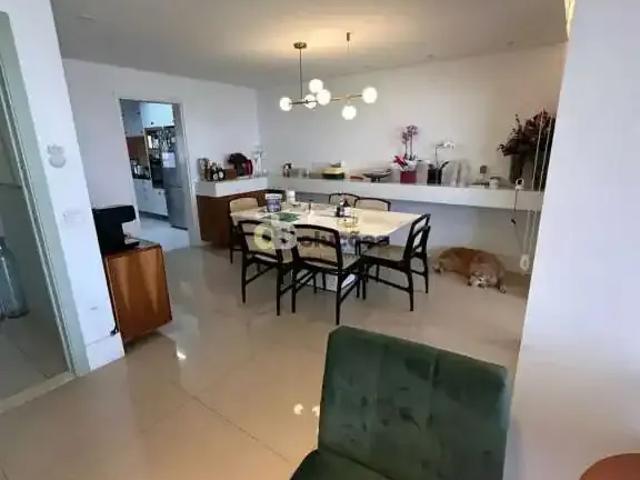 Apartamento para Locação em São Paulo/SP Água Branca 4 Quartos