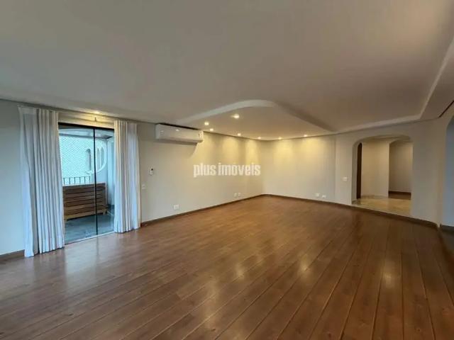 Apartamento para Locação em São Paulo/SP Alto da Boa Vista 4 Quartos