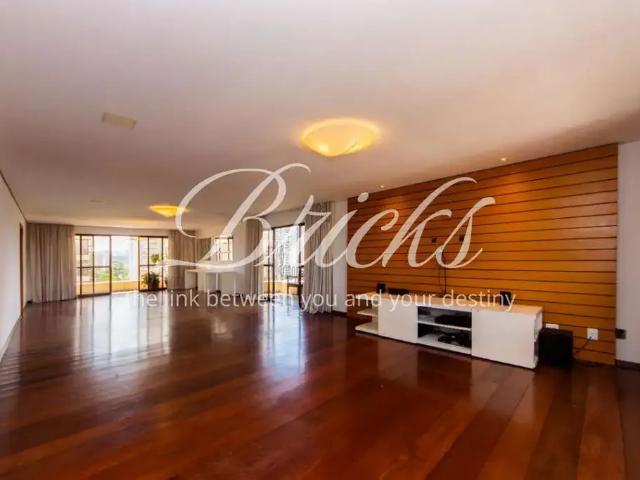 Apartamento para Locação em São Paulo/SP Alto da Boa Vista 4 Quartos