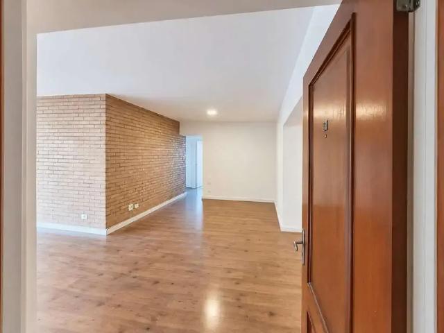 Apartamento para Locação em São Paulo/SP Alto de Pinheiros 3 Quartos