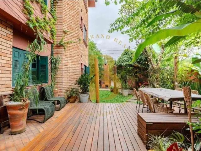 Apartamento para Locação em São Paulo/SP Alto de Pinheiros 3 Quartos