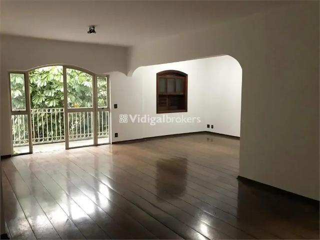 Apartamento para Locação em São Paulo/SP Alto de Pinheiros 3 Quartos