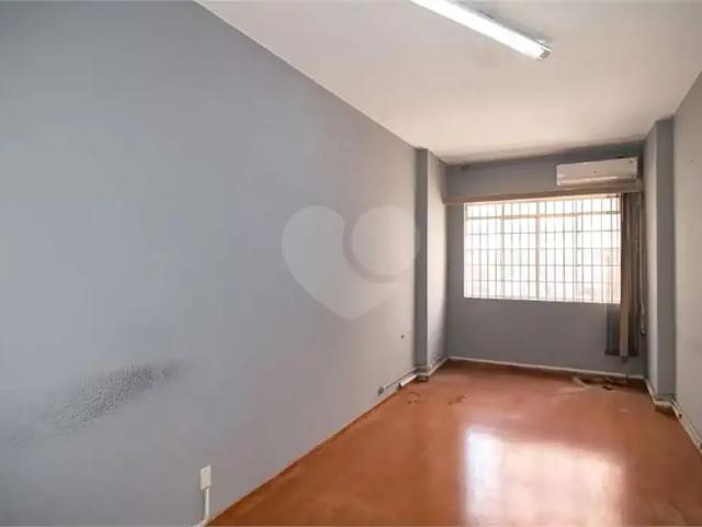 Apartamento para Locação em São Paulo/SP Bela Vista 3 Quartos