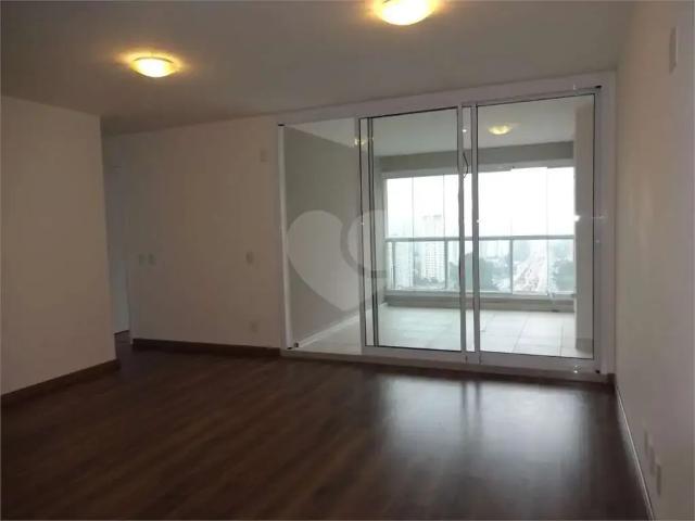 Apartamento para Locação em São Paulo/SP Campo Belo 2 Quartos