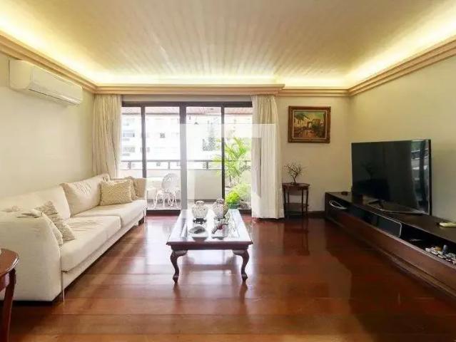 Apartamento para Locação em São Paulo/SP Campo Belo 3 Quartos
