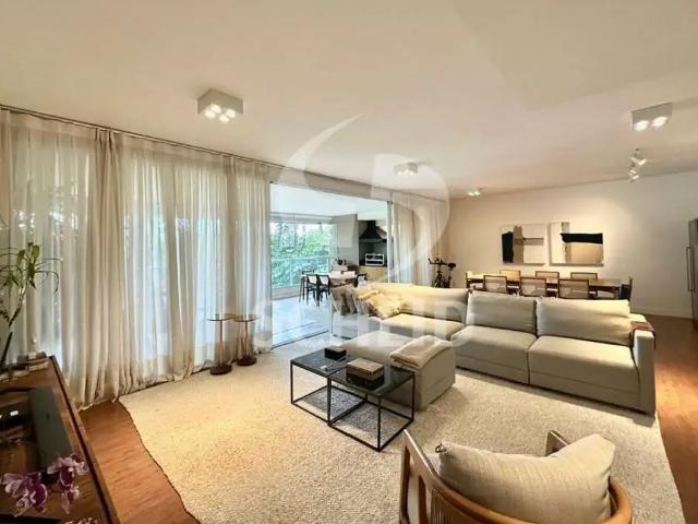 Apartamento para Locação em São Paulo/SP Campo Belo 3 Quartos