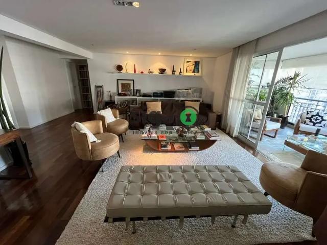 Apartamento para Locação em São Paulo/SP Campo Belo 4 Quartos