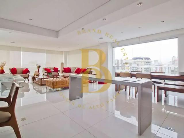 Apartamento para Locação em São Paulo/SP Campo Belo 4 Quartos