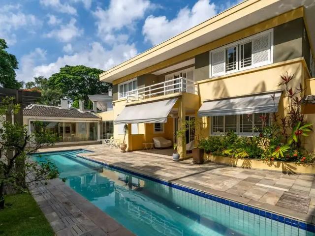 Apartamento para Locação em São Paulo/SP Chácara Monte Alegre 5 Quartos