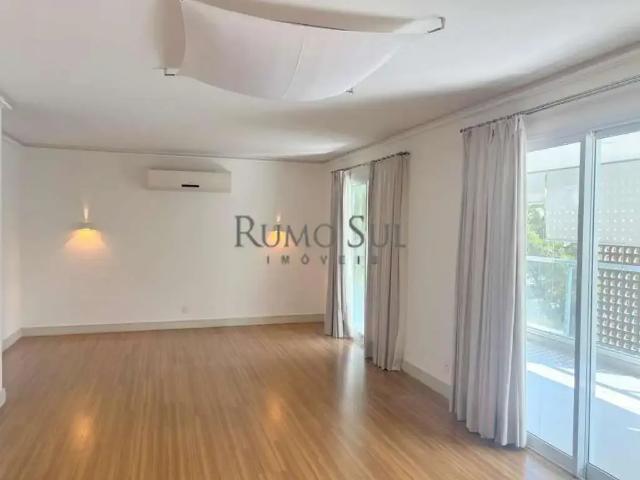 Apartamento para Locação em São Paulo/SP Chácara Santo Antônio 3 Quartos