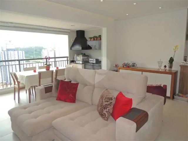 Apartamento para Locação em São Paulo/SP Chácara Santo Antônio 2 Quartos