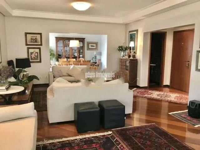 Apartamento para Locação em São Paulo/SP Chácara Santo Antônio 4 Quartos