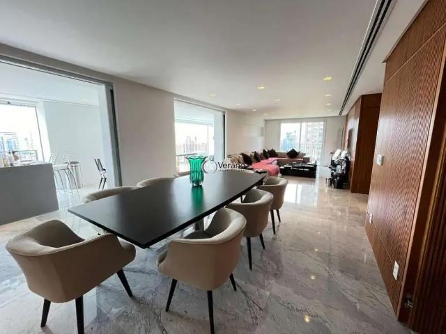 Apartamento para Locação em São Paulo/SP Cidade Jardim 3 Quartos