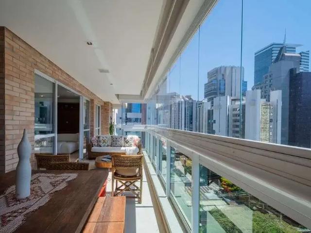 Apartamento para Locação em São Paulo/SP Cidade Monções 3 Quartos