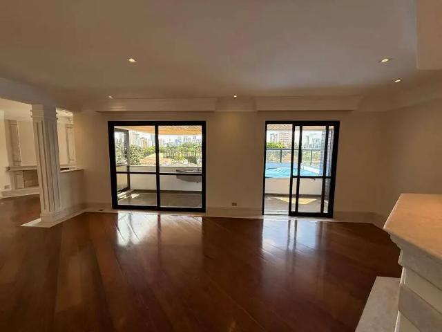 Apartamento para Locação em São Paulo/SP Cidade Monções 4 Quartos