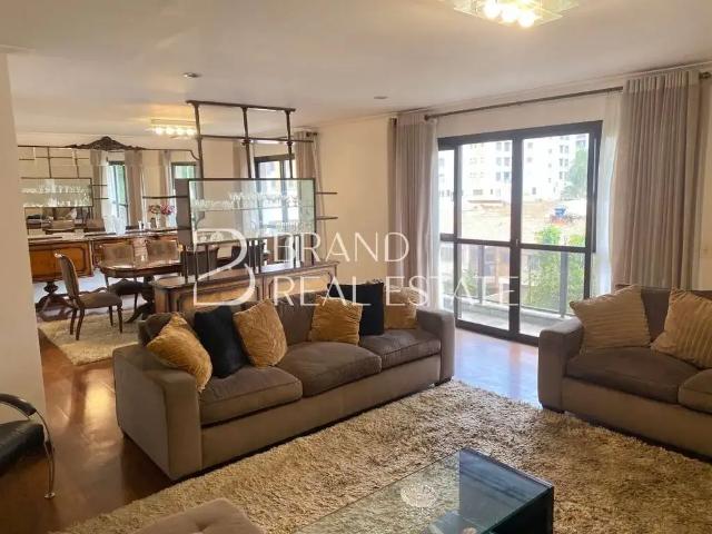 Apartamento para Locação em São Paulo/SP Cidade Monções 4 Quartos