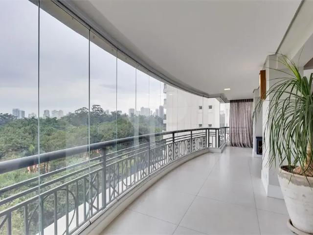 Apartamento para Locação em São Paulo/SP Granja Julieta 4 Quartos
