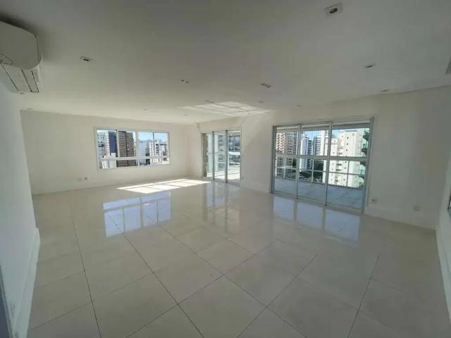 Apartamento para Locação em São Paulo/SP Indianópolis 3 Quartos