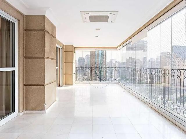 Apartamento para Locação em São Paulo/SP Itaim Bibi 2 Quartos