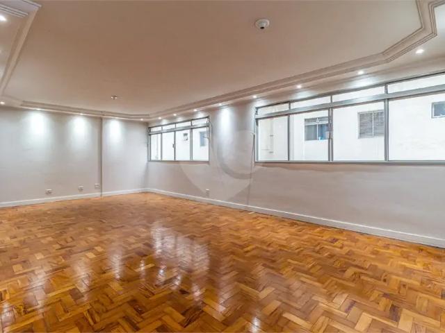 Apartamento para Locação em São Paulo/SP Itaim Bibi 3 Quartos