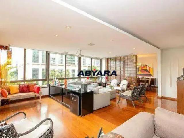 Apartamento para Locação em São Paulo/SP Itaim Bibi 3 Quartos