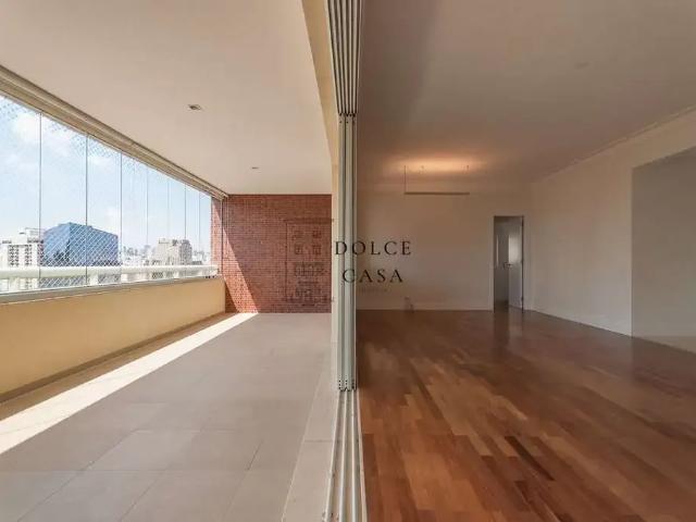 Apartamento para Locação em São Paulo/SP Itaim Bibi 3 Quartos