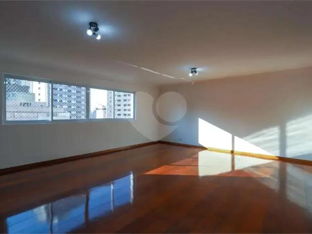 Apartamento para Locação em São Paulo/SP Itaim Bibi 3 Quartos