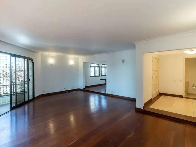 Apartamento para Locação em São Paulo/SP Itaim Bibi 3 Quartos