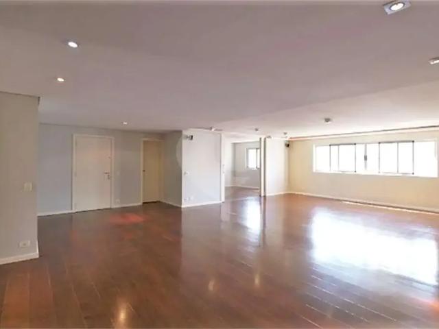 Apartamento para Locação em São Paulo/SP Itaim Bibi 3 Quartos