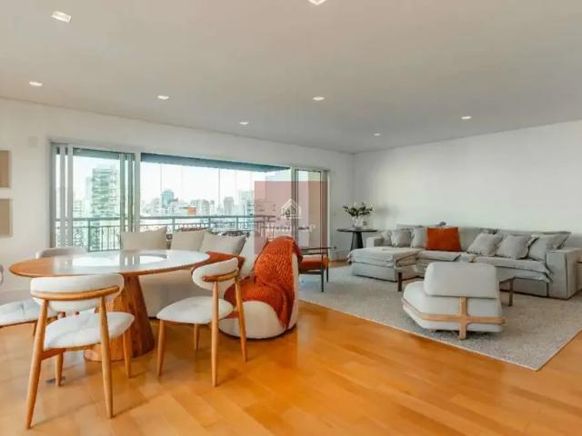 Apartamento para Locação em São Paulo/SP Itaim Bibi 3 Quartos
