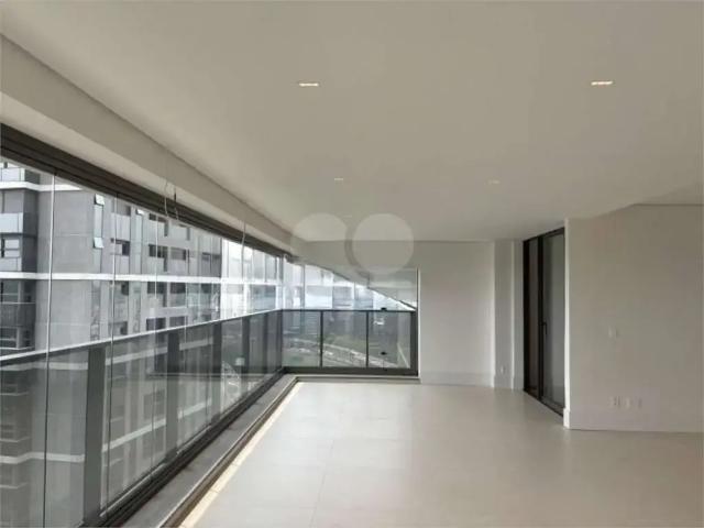 Apartamento para Locação em São Paulo/SP Itaim Bibi 4 Quartos