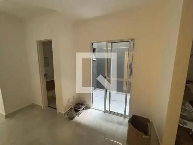 Apartamento para Locação em São Paulo/SP Itaquera 2 Quartos