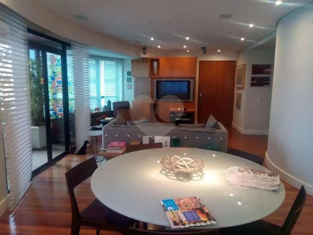 Apartamento para Locação em São Paulo/SP Jardim América 2 Quartos